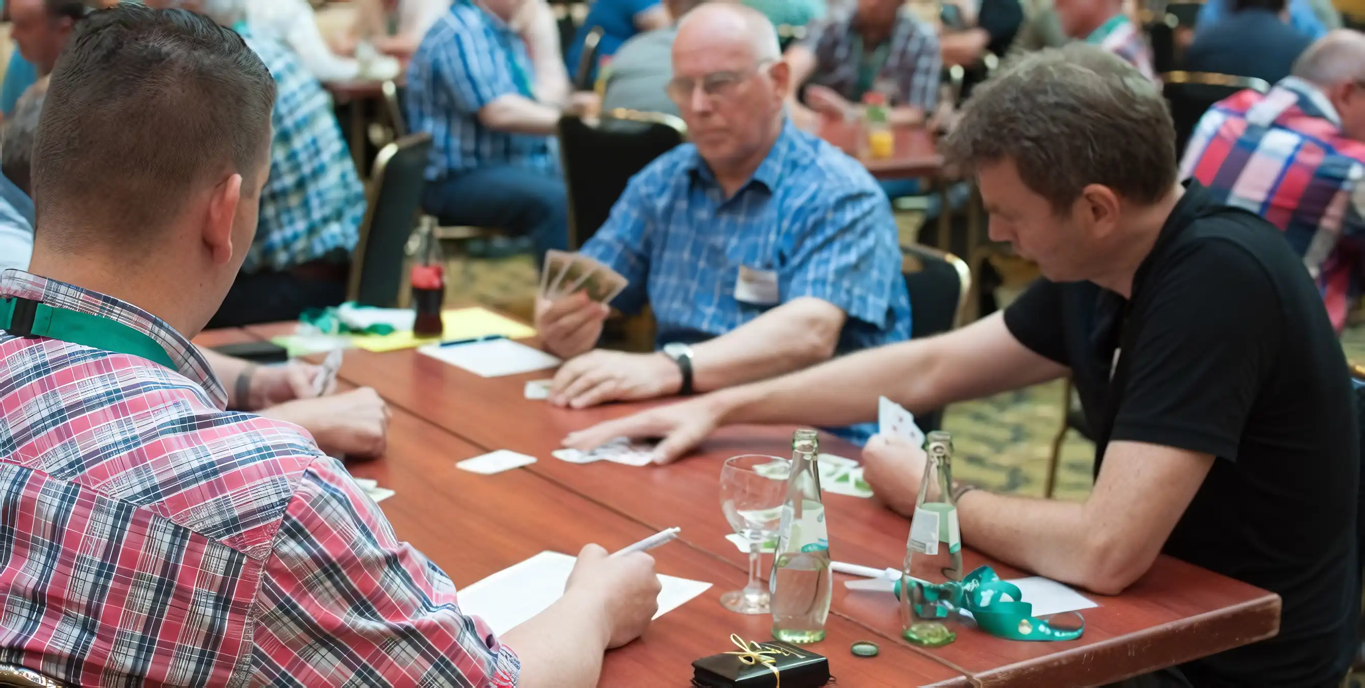 Organiser un tournoi de belote : quelques conseils utiles